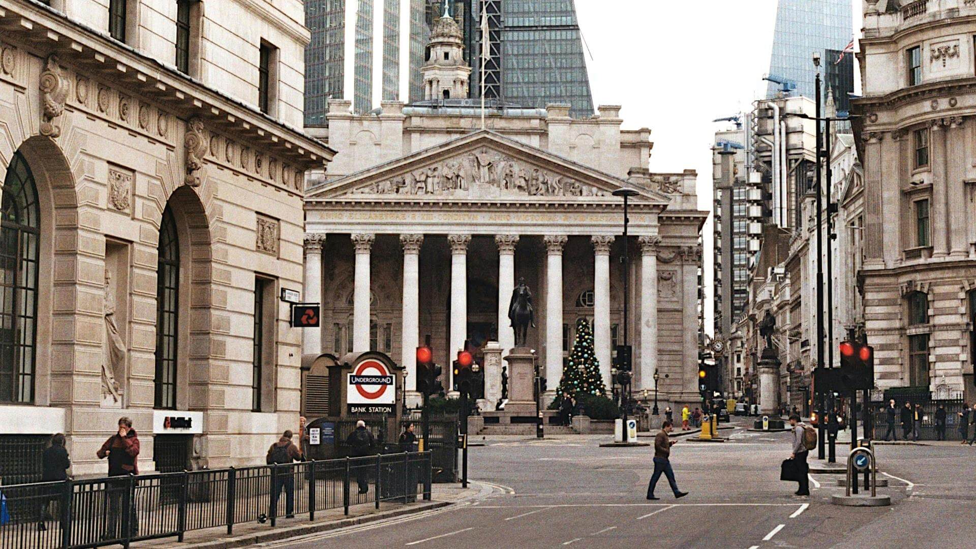 UK Interest Rate Drops to 4.5% Hitting 18 Month Low – Shadow Capital ...